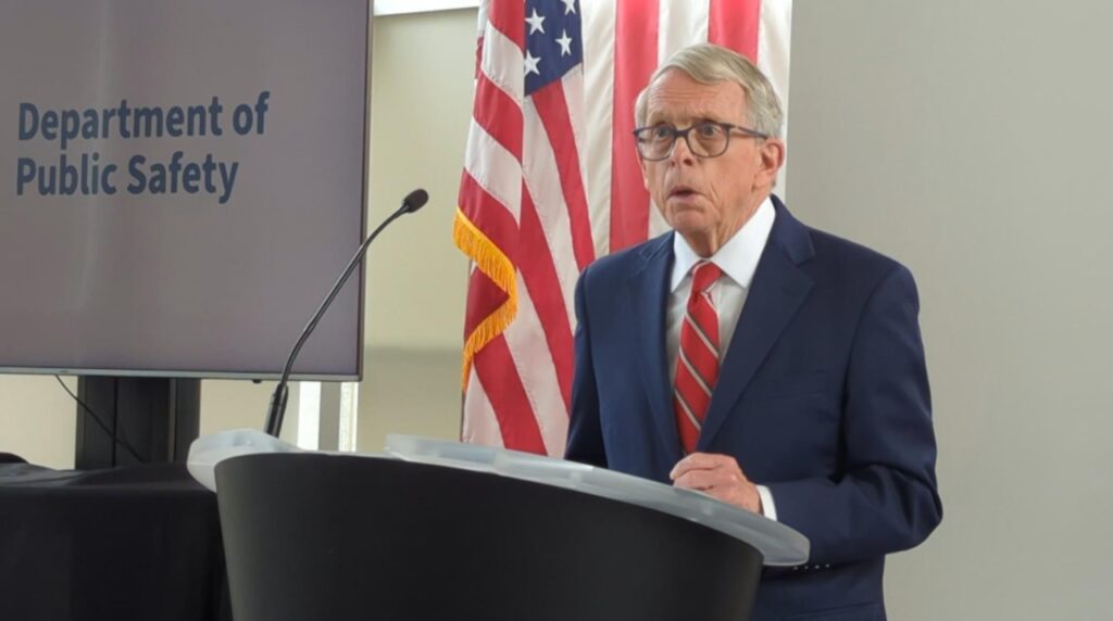 DeWine vetoes bill that would let employers expand use of child labor ...